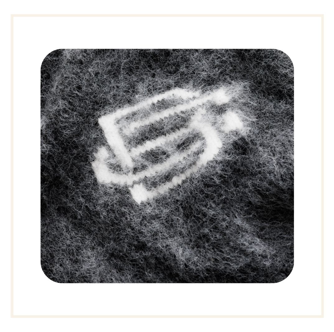 Bénir Mohair Knit Jogger Charcoal